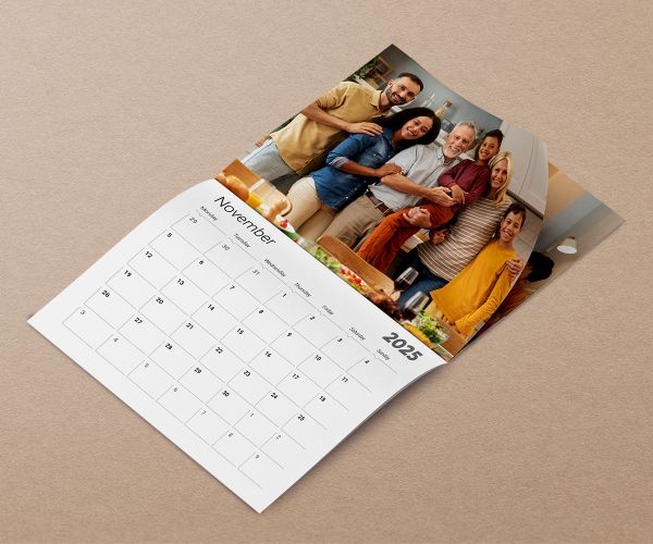 Photo Calendar Printing Services in Los Angeles | AxiomPrint